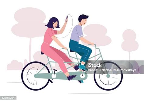 행복한 부부와 탠덤 자전거 사이클링을 즐기는 웃는 남자와 소녀 공원에서 자전거를 타고 걷기 스포츠 여행 2인승 자전거에 대한 스톡 벡터 아트 및 기타 이미지 Istock