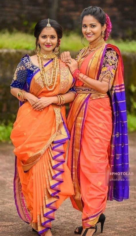 Pin By Joy On Jolisa Joy Sisters Photoshoot Poses Bride Photos Poses Sisters Photoshoot