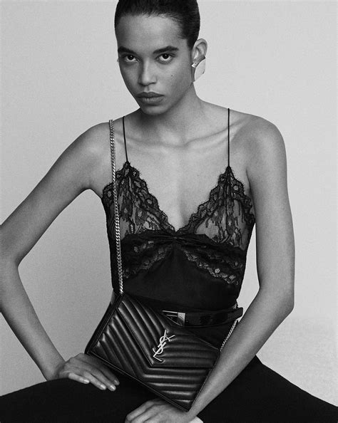 Cassandre Chain Wallet In Lambskin In Black Saint Laurent Ysl En Us