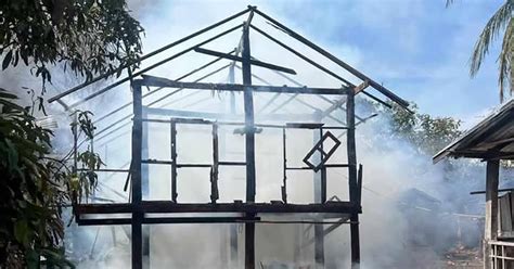 ကောလင်းတွင် စစ်တပ် ဗုံးကြဲသဖြင့် ပြည်သူ ၃ ဦးသေဆုံးပြီး ၁၀ ဦးထက်မနည်းဒဏ်ရာရ