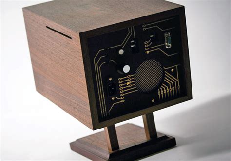 4m Wooden Computer Artifacts