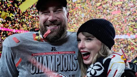 Taylor Swift Engagement What Does Taylor Swifts Ring Look Like