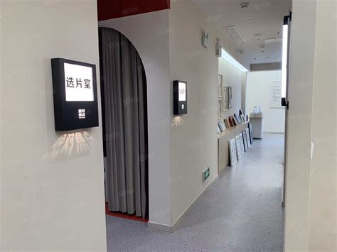 【8图】急售！房主包过户费用 万达金街商铺 装修好 位置好 万达广场泰安泰山市政广场万达金街沿街商铺商铺租售生意转让出售 泰安58同城