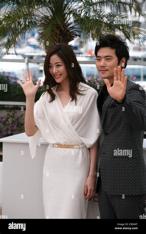 Kim Hyo Jin Kim Kang Woo At The Taste Of Money Photocall At The 65th Cannes Film Festival