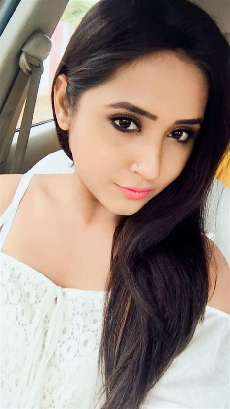 Kajal Raghwani Hot Wallpapers Picture Image Gallery Hd Photos Pics Bhojpuri Gallery