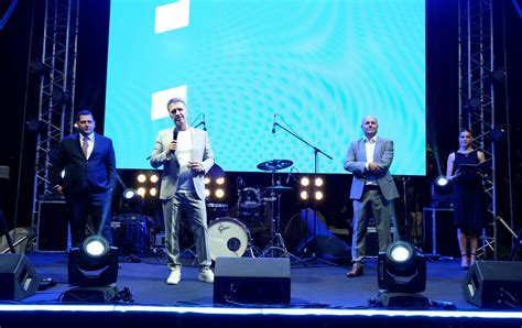 ТРИ ДЕЦЕНИИ НА ИТ КОМПАНИЈАТА „АСПЕКТ“ Софтверска иновација и трансформација на три континенти