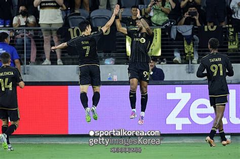 마법이 만들어지고 있어 미국은 지금 손흥민 부앙가 듀오에 열광 하이라이트 장식하는 골 만들어내 오늘의 축구 Your Field