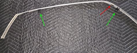 Window Guide Clips On Roof Rail Weatherstrip Channel