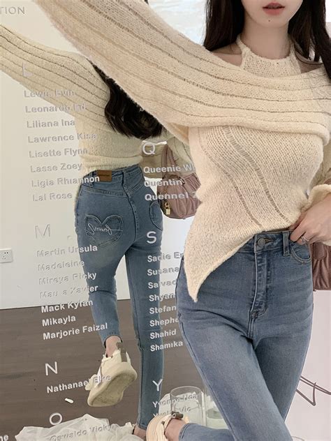 패션 바이 카카오 하트 러블리 포켓 하이웨스트 스키니진 청바지 데일리룩 일상룩 데이트룩 캐주얼룩 캠퍼스룩 캐주얼룩 코디 귀여운 러블리한 여자 옷 쇼핑몰