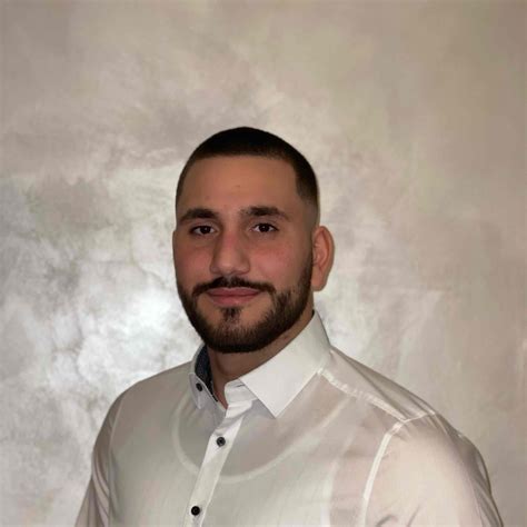 Adrian Emini Ausbildung Und Berufserfahrung Xing