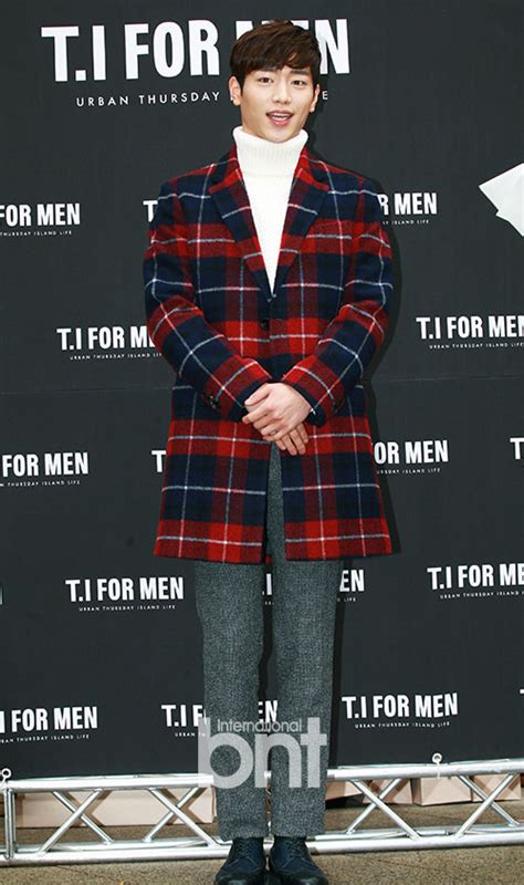 [bnt포토] 서강준 공손하게 손 모으고 Bnt뉴스