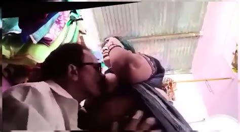 Tailor Sucking Big Boobs Of Kannada Mature Milf Aunty