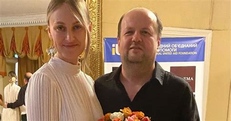 Віктор Бронюк привітав дружину із днем народження Афіша Bigmir Net