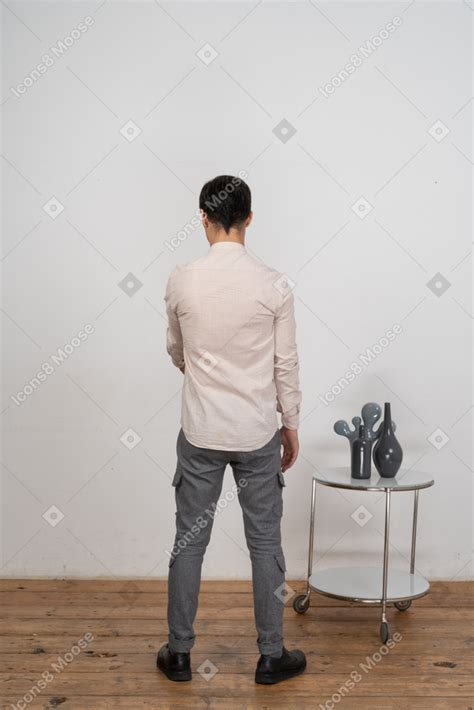 남자 뒷모습 사진 이런 이상적인 남성 이미지 당신은 놓칠 수 없습니다