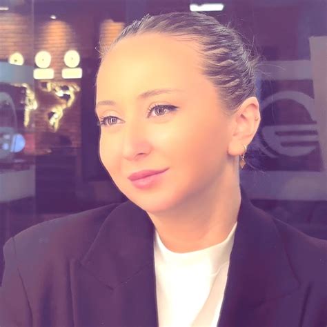 ტომ კრუზის მორიგი რეკორდი 🪂 🔥 მსახიობი ვერტმფრენიდან ცეცხლმოკიდებული პარაშუტით 16 ჯერ გადახტა