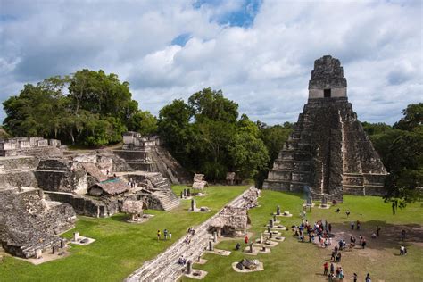 Los Mayas De Guatemala