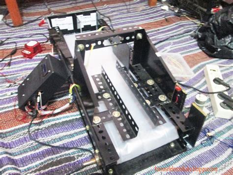 Membuat Conveyor System Alat Pemisah Kayu Otomatis Menggunakan Arduino Dan Sensor Jarak Hc Srf04