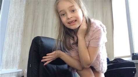 Воздушный поцелуй Youtube