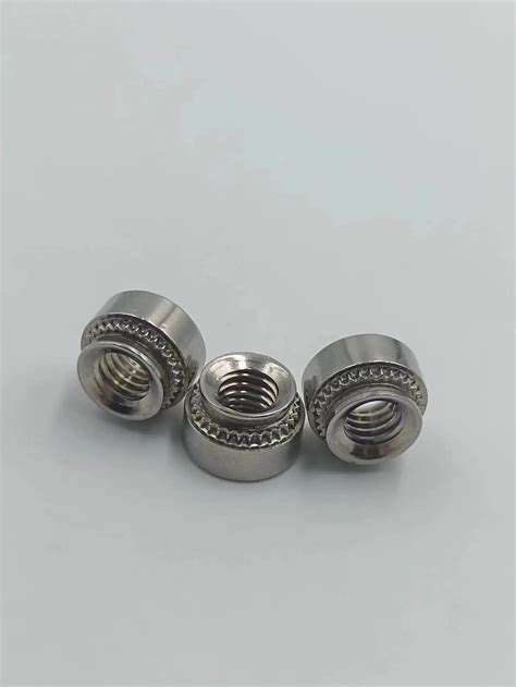 Stainless Steel Riveting Nut Carbon Steel Tooth Fastener With Blue And White Zinc Pressure Plate