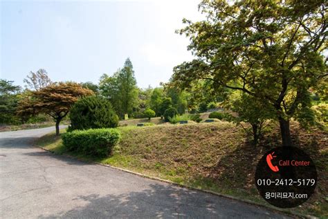 쾌적하게 조성된 용미리 제2묘지의 전경 모습입니다 서울시립 용미리제1묘지 용미리제2묘지 윤달 묘지이장 묘지화장 묘지개장 파묘 부부합장 산소이장 추천 전문업체 작업사례