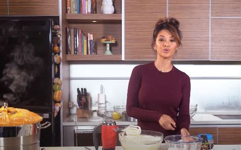 Kue Klepon Lagi Viral Intip Kreasi Resep Klepon Cake Ala Chef Farah Quinn Okezone Lifestyle