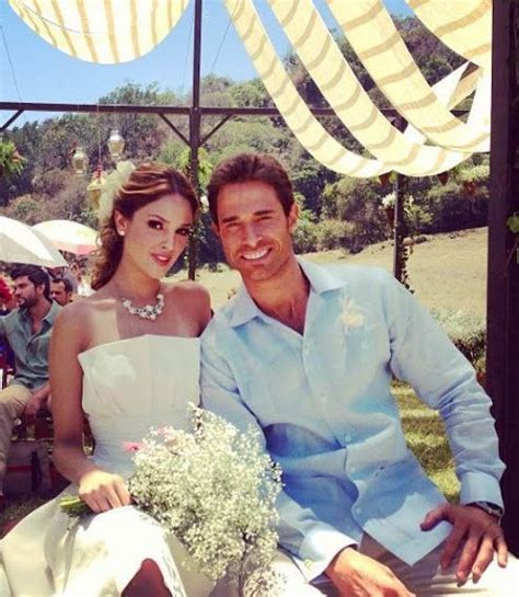 Eiza Gonzalez Eiza Gonzalez Latino Actors Photo Poses