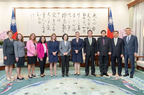 美商務部副部長率團來訪 蔡英文：台美共同強化網路安全提升資安