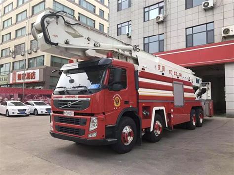 为何中国消防车需要从国外进口国产消防车的差距到底在哪 消防百事通