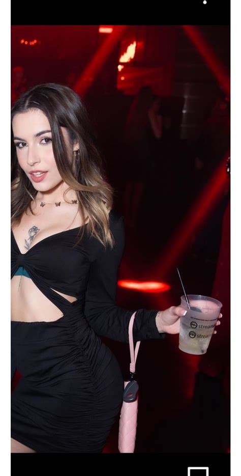 Quien Es Ella Rmexico