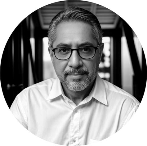 Contacto Adán Escalona