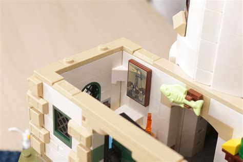 Lego Ideas Motorised Lighthouse Review And Gallery