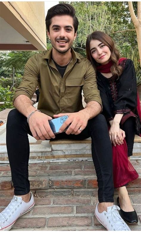 Pin By Ubbsi On Pakistani Celeberities Cute Couple Images Pakistani Actress Girls Designer