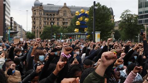 Racism Towards Black People Is Growing In Europe Report Finds Rfi