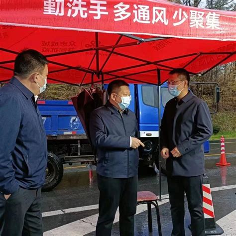 慰问一线暖人心 齐心协力抗疫情防控人员冯玉龙