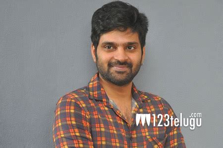 ఆ సనమల శర వషణ పతర డఫరట గ ఉడబతద