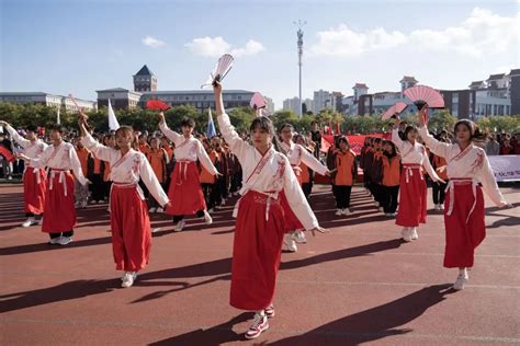 昆明理工大学举行教职工第四十五届 学生第五十届田径运动会 昆明理工大学