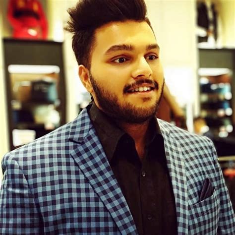 Aakash Kumar Aakash333 • Threads Say More