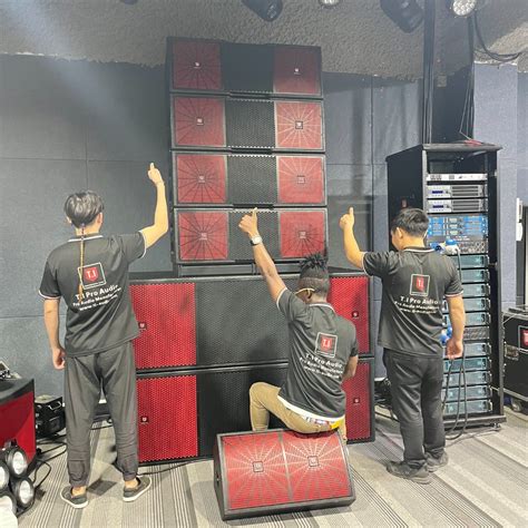 2400 watts peak passive waterproof dj concert stage line array double 12 inch three way speakers