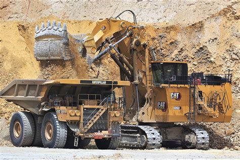 Cat® Hydraulic Mining Shovels Classic Construction Models