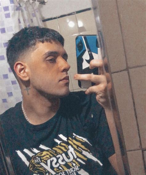 Eze Remix Genres Songs Analysis And Similar Artists Chosic