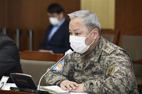 Г Ариунбуян БНТУ д үүрэг гүйцэтгэсэн нэг алба хаагчид 16 2 сая төгрөг олгож эхэлсэн