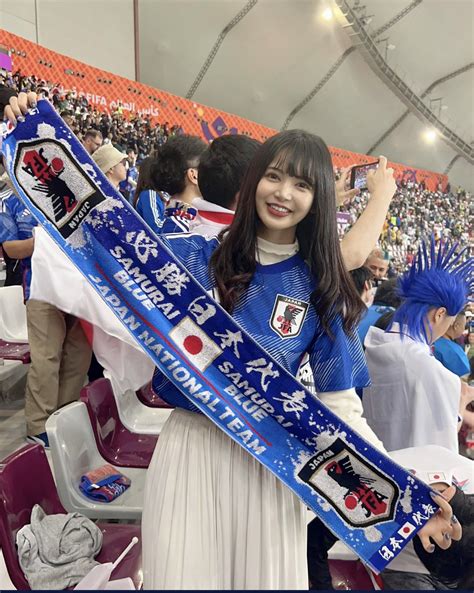 카타르 월드컵 일본 미녀 관중 유머 움짤 이슈 에펨코리아