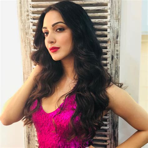 Kiara Advani Hot Stills From Arjun Reddy Latest Movie Updates Movie Promotions Branding