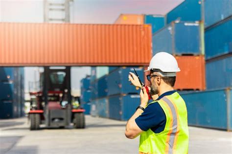 docker launches remote container builds new debugging tools and more