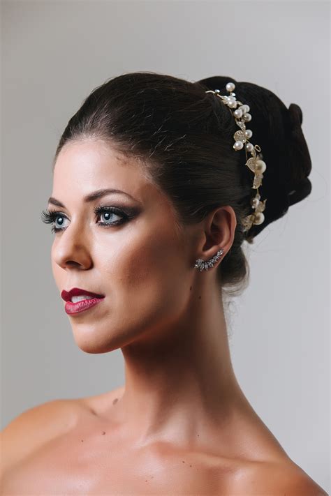 17 Penteados Incríveis De Noiva Para Arrasar No Seu Casamento