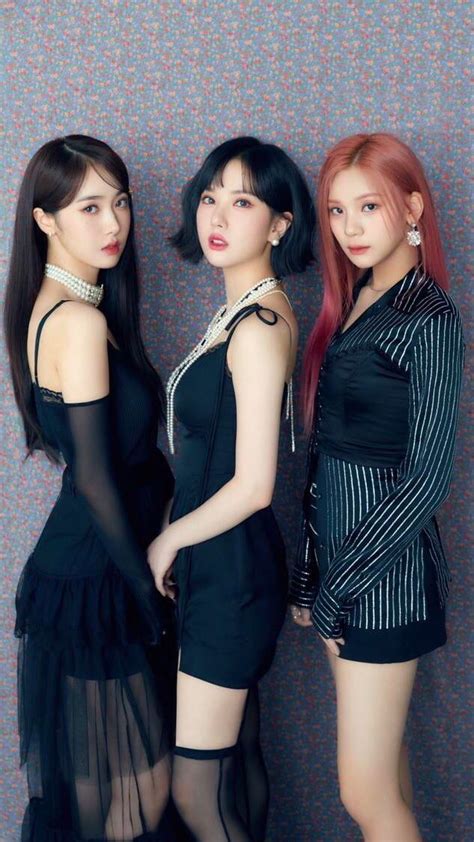 Eunha Sinb And Umji Rviviz