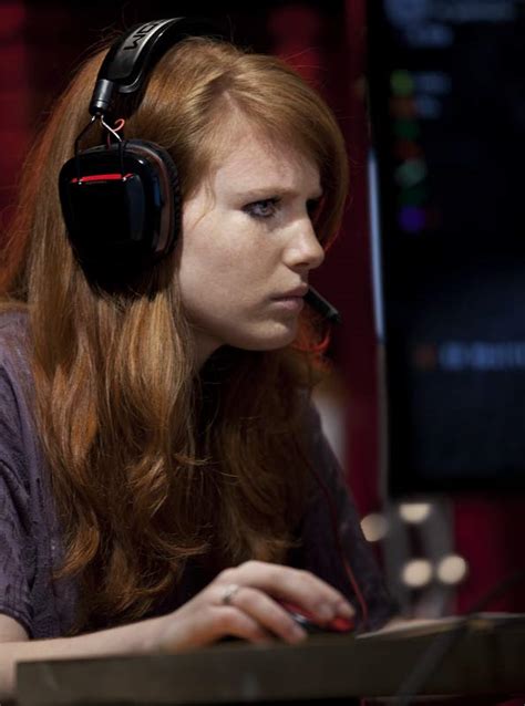 Gamer Ginger Myconfinedspace