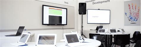 computer labs modern school