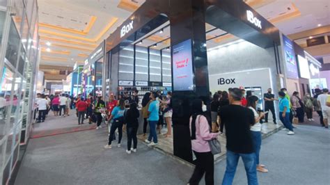 Harga IPhone Di IBox Turun Hampir Persen