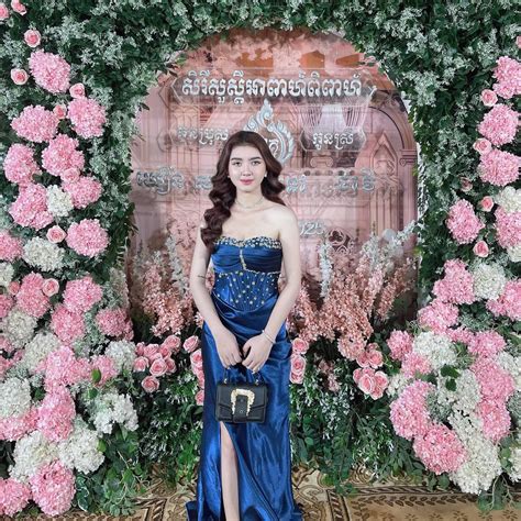 Hnc Cambodia ស្រលាញ់ ការ រាប់អាន 🥰😍 តារាចម្រៀង សិល្បៈ កម្សាន្ត ព័ត៌មានថ្មីៗ សង្គម